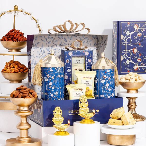 Buy/Send Divine Festive Indulgence Gift Hamper Online | IGP | JVS1422922